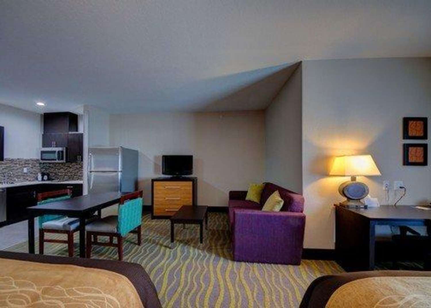 Comfort Inn & Suites Tulsa, OK - See Discounts