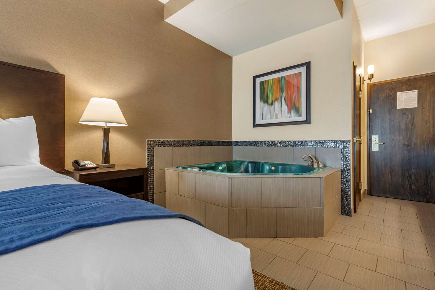 Comfort Inn & Suites Butler, PA - See Discounts