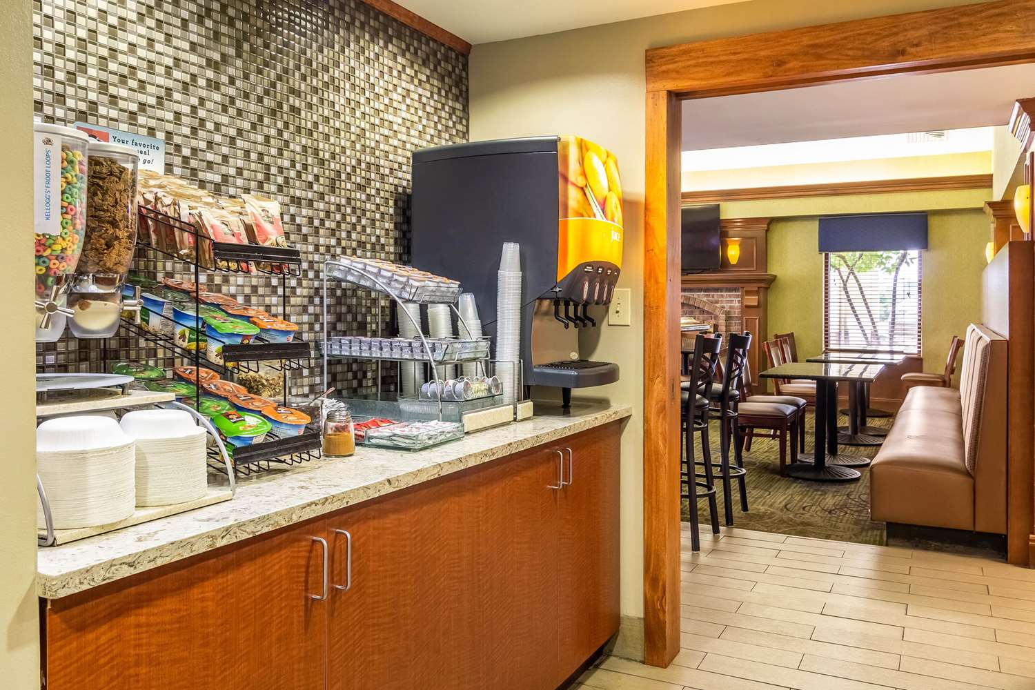 Clarion Inn Cranberry Township - I-79, Exit 78, PA - See Discounts