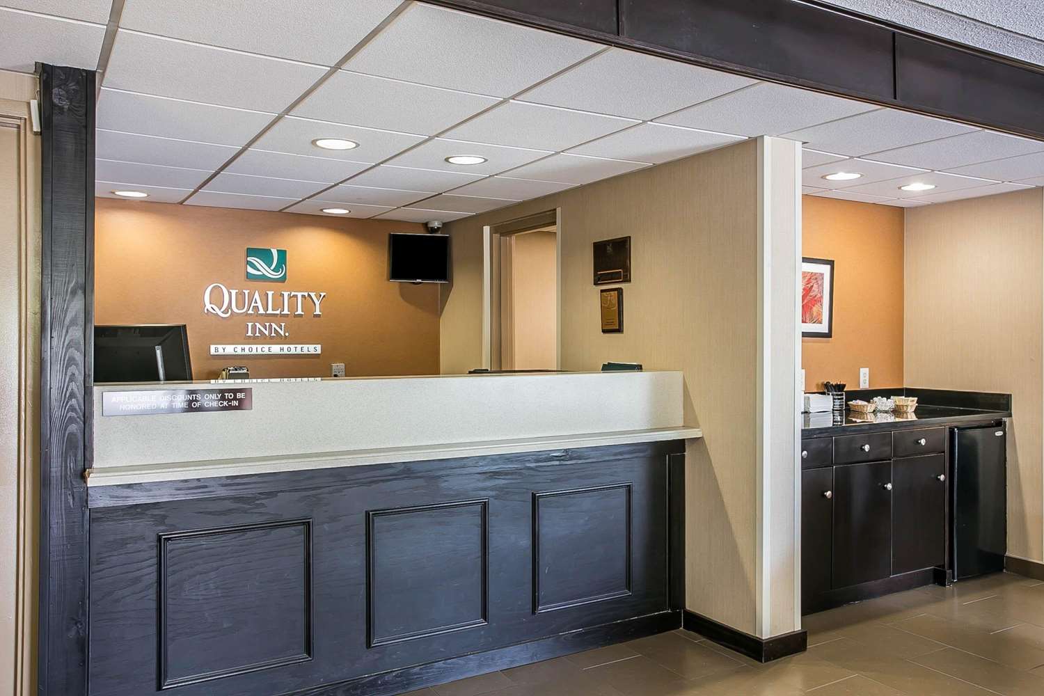 Quality Inn Hartsville, SC - See Discounts