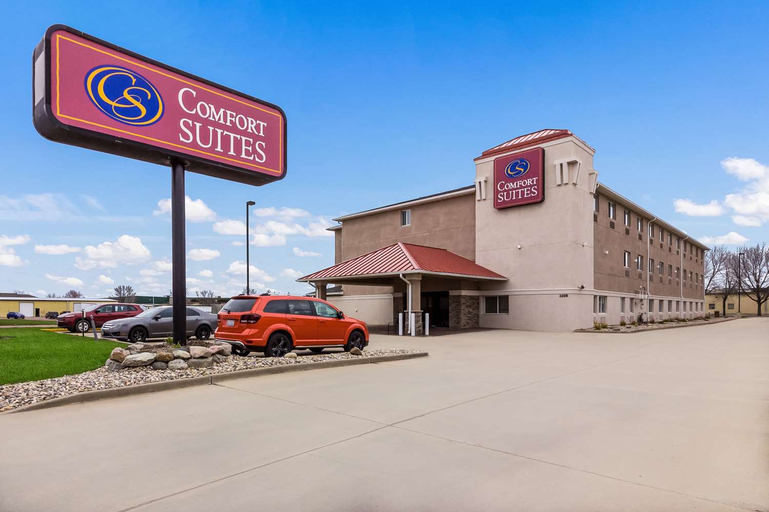 Comfort Suites Sioux Falls - I-29, Exit 77, SD - See Discounts