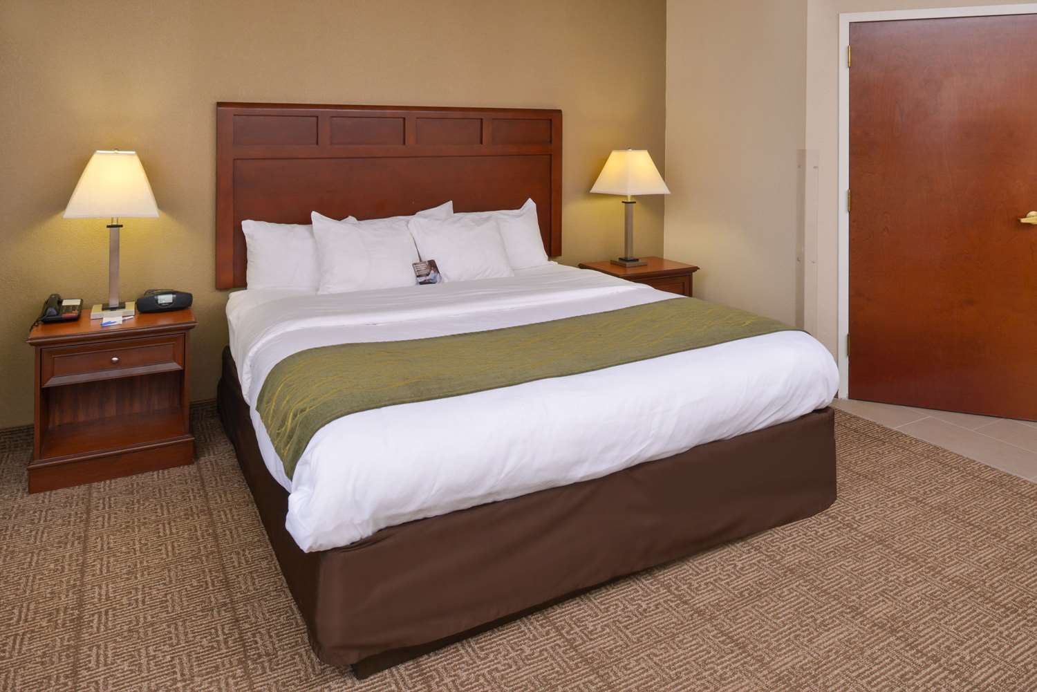 Comfort Inn Dickson - I-40, Exit 172, TN - See Discounts