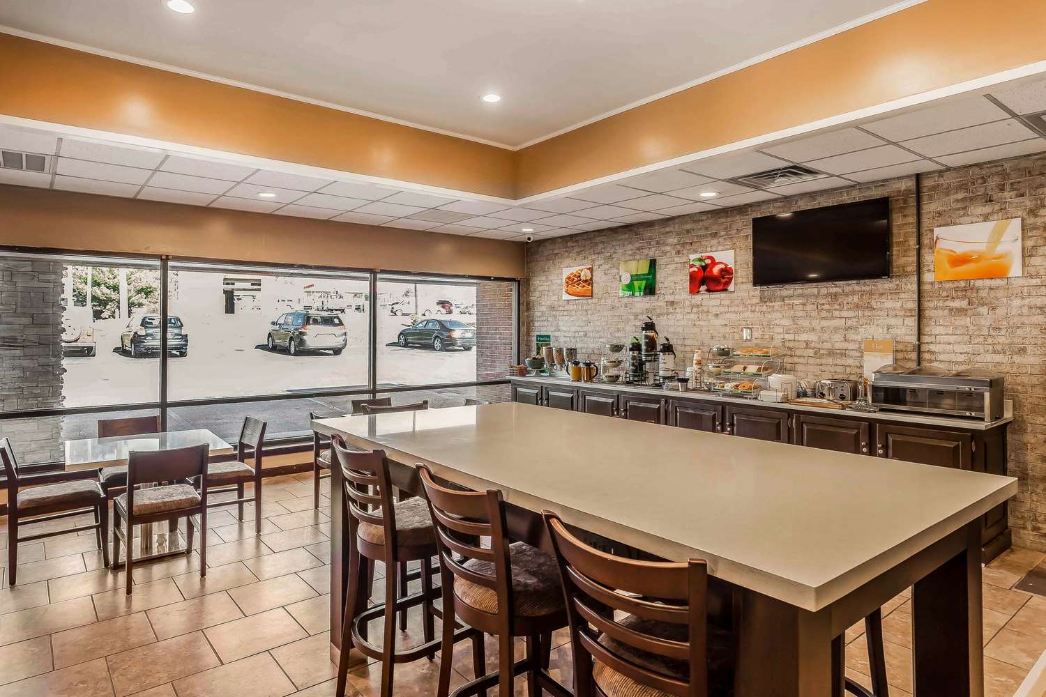 Quality Inn South Boston, VA - See Discounts