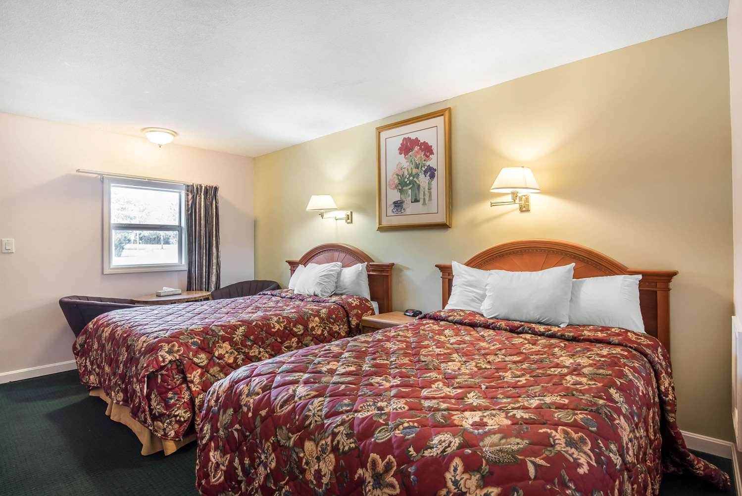 Rodeway Inn Bellows Falls, VT - See Discounts