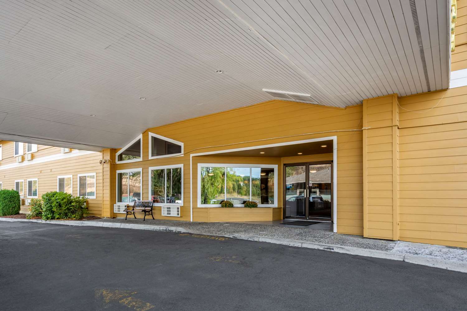 Quality Inn Paradise Creek Pullman, WA - See Discounts