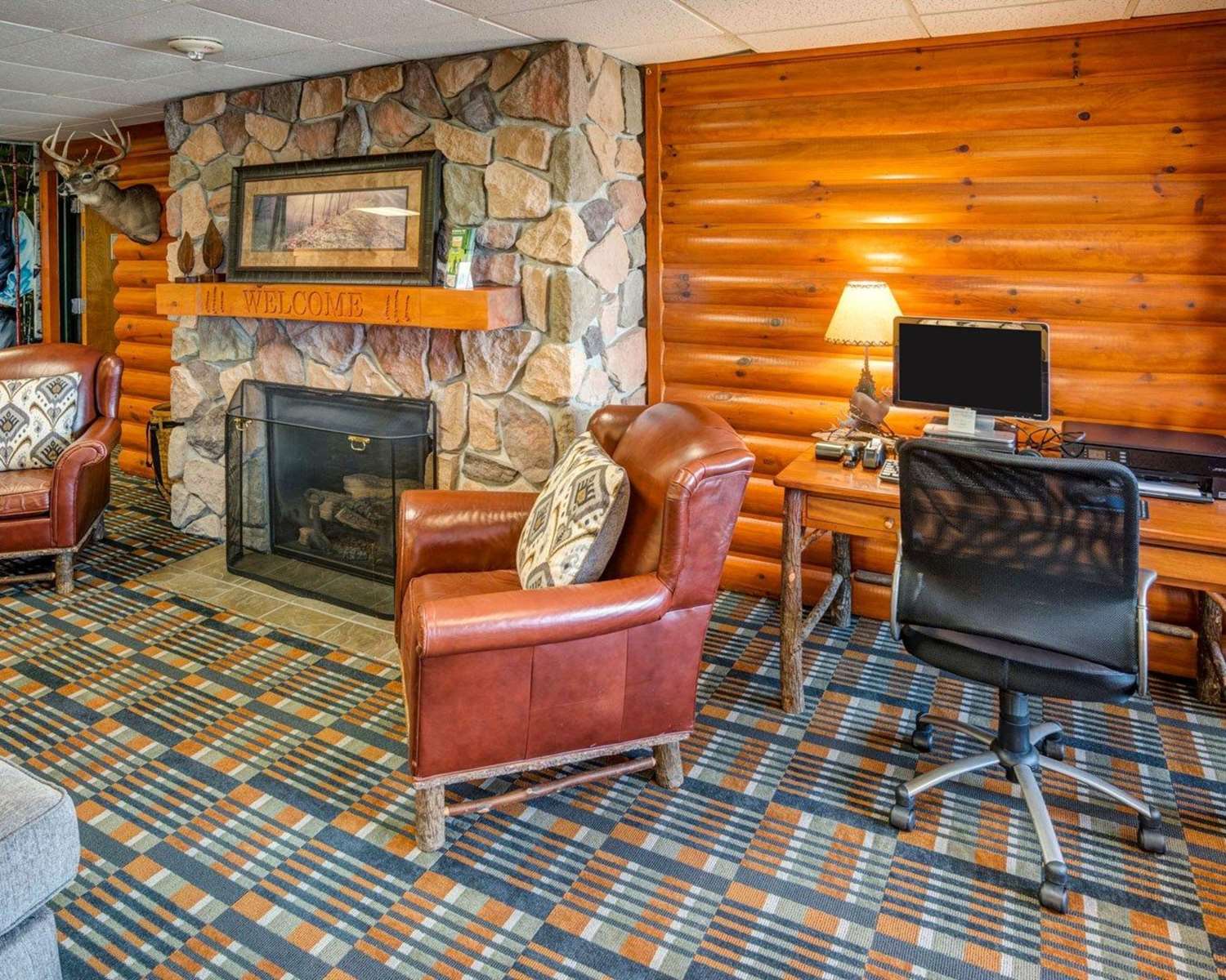Quality Inn Ashland, WI - See Discounts