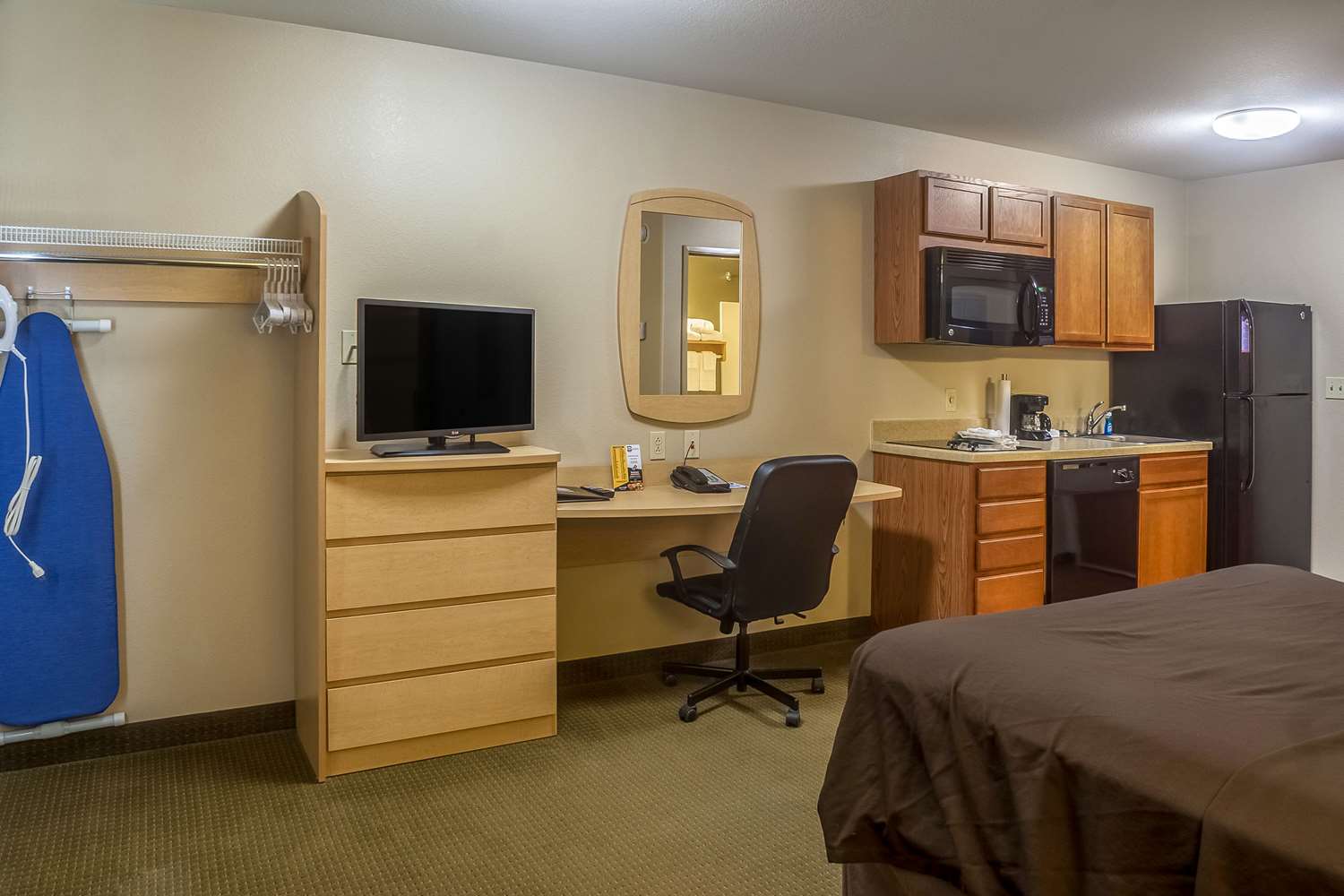 Suburban Extended Stay Hotel Triadelphia, WV - See Discounts