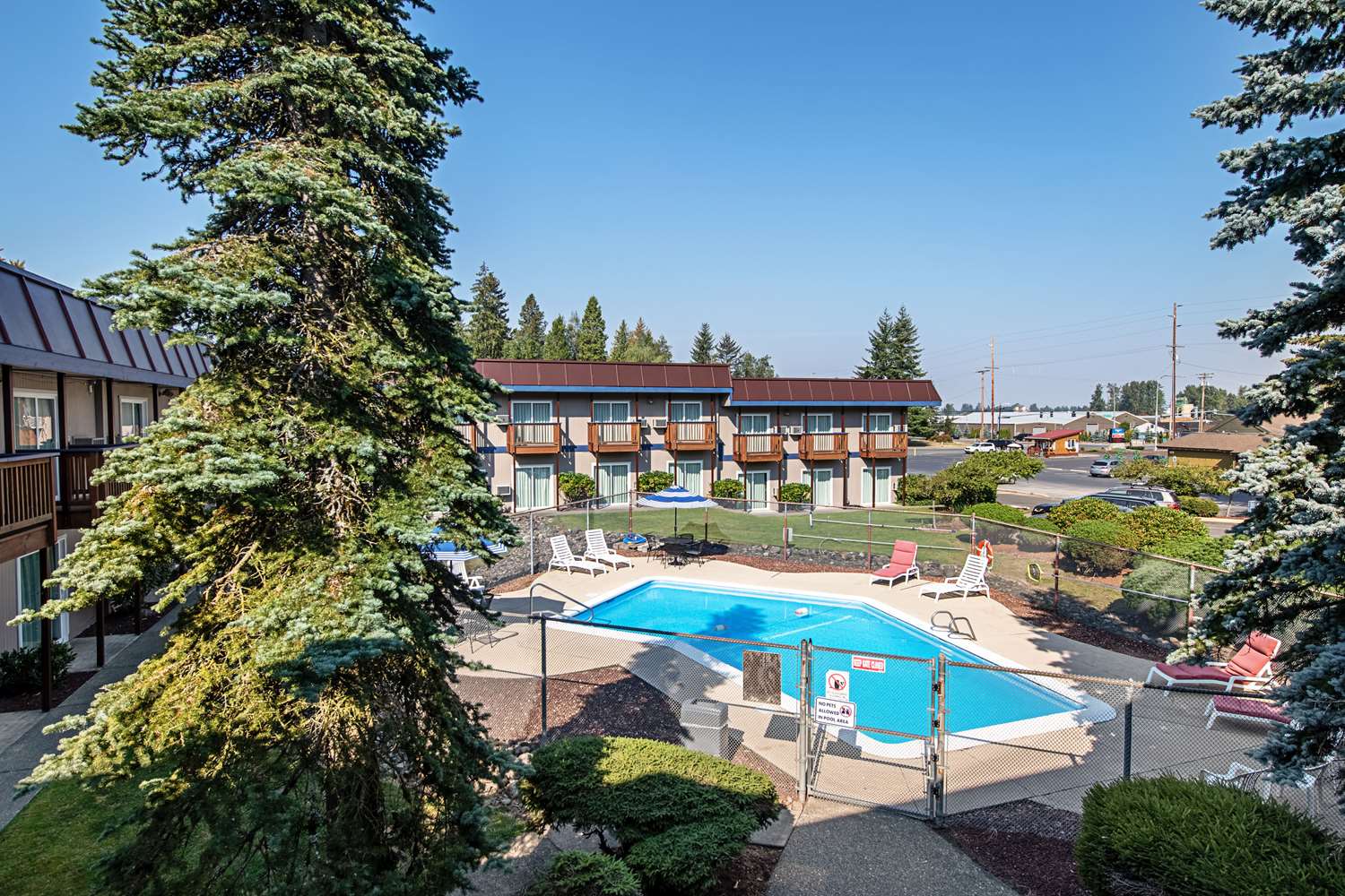 Rodeway Inn Enumclaw, WA - See Discounts