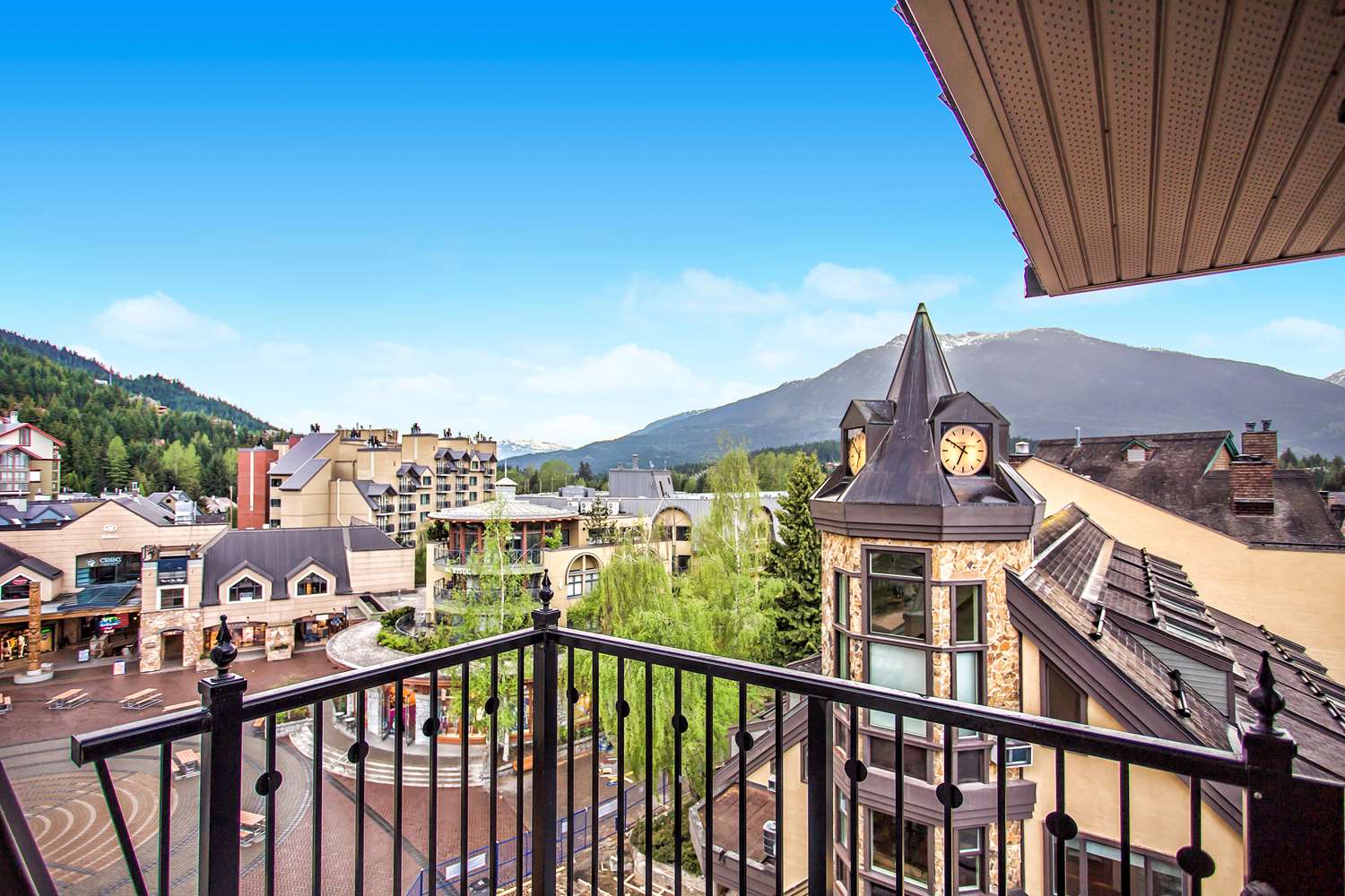 Sundial Boutique Hotel Whistler, BC - See Discounts