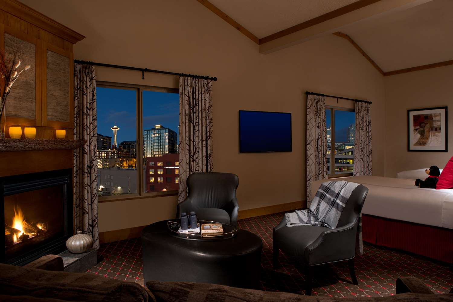 Edgewater Hotel Seattle, WA - See Discounts