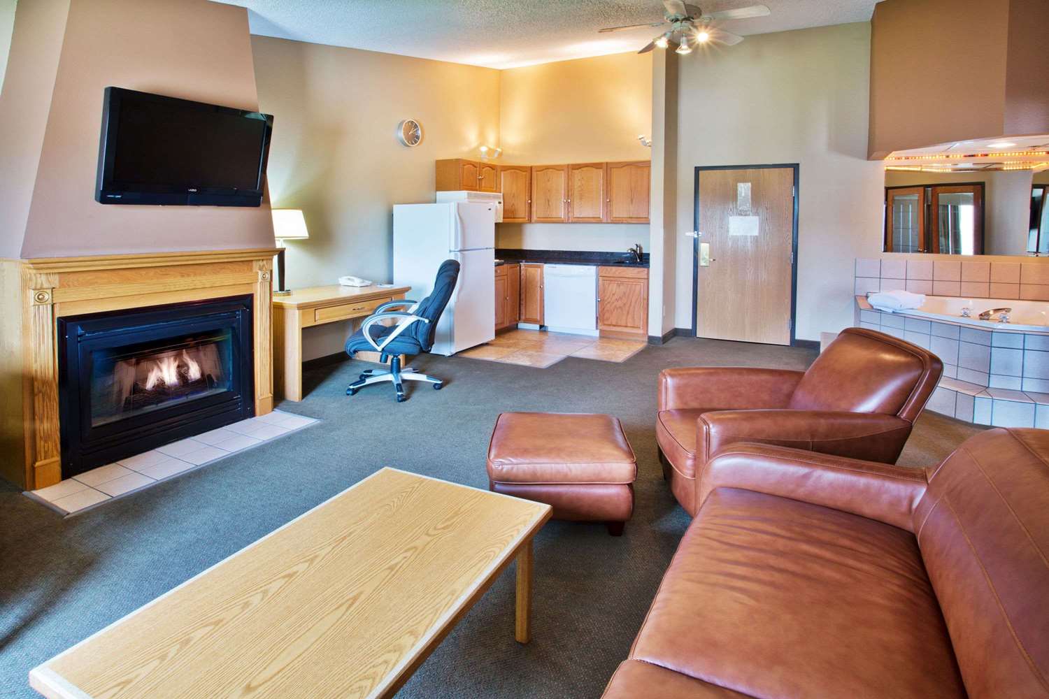 AmericInn Lodge & Suites Aberdeen, SD - See Discounts