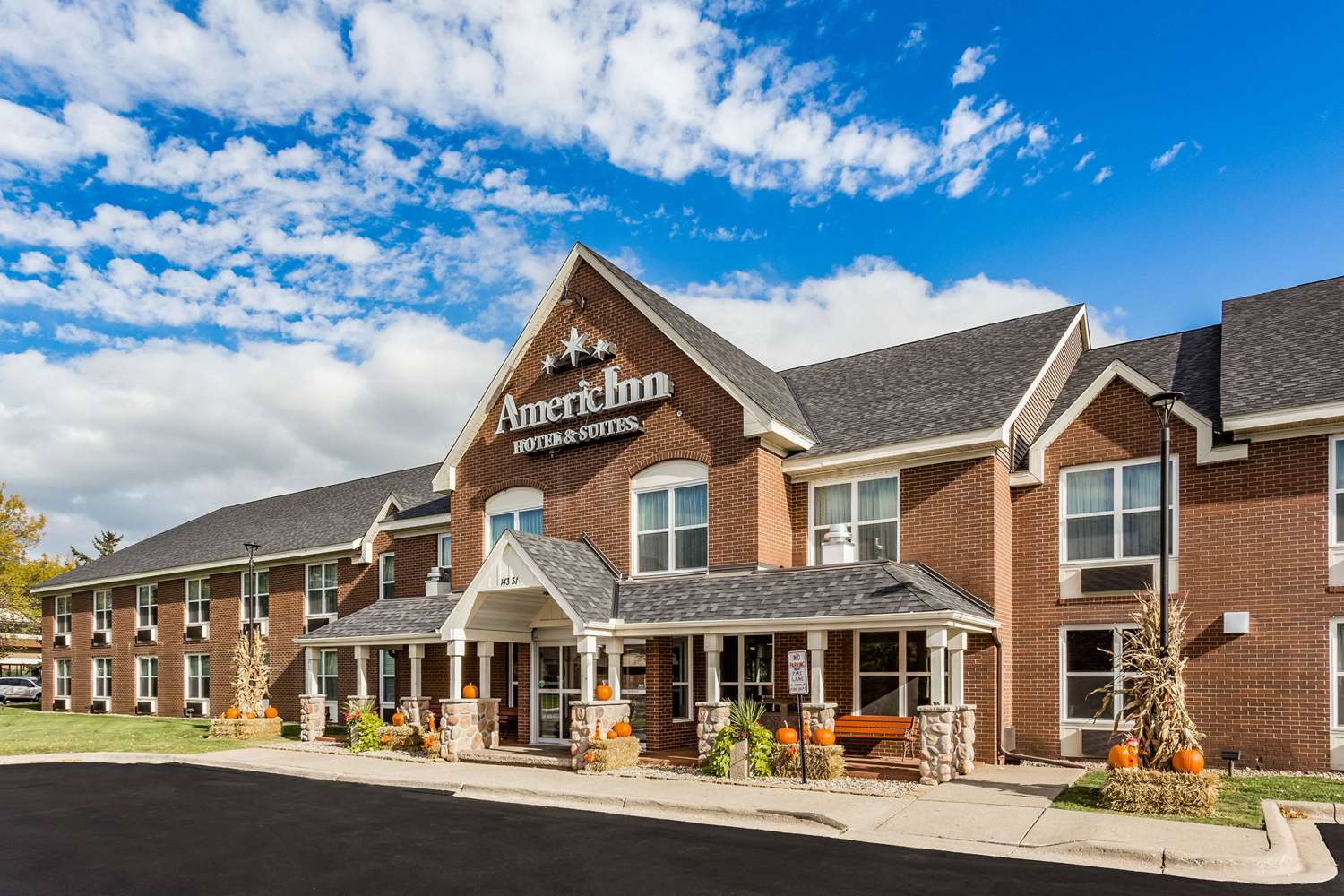 AmericInn Hotel & Suites Burnsville, MN - See Discounts