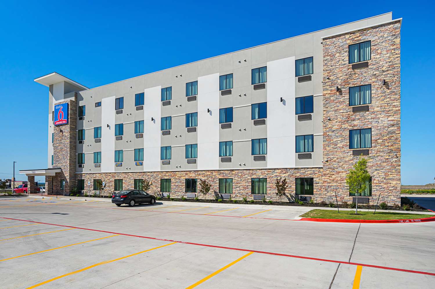 Studio 6 Extended Stay Hotel Buda, TX - See Discounts