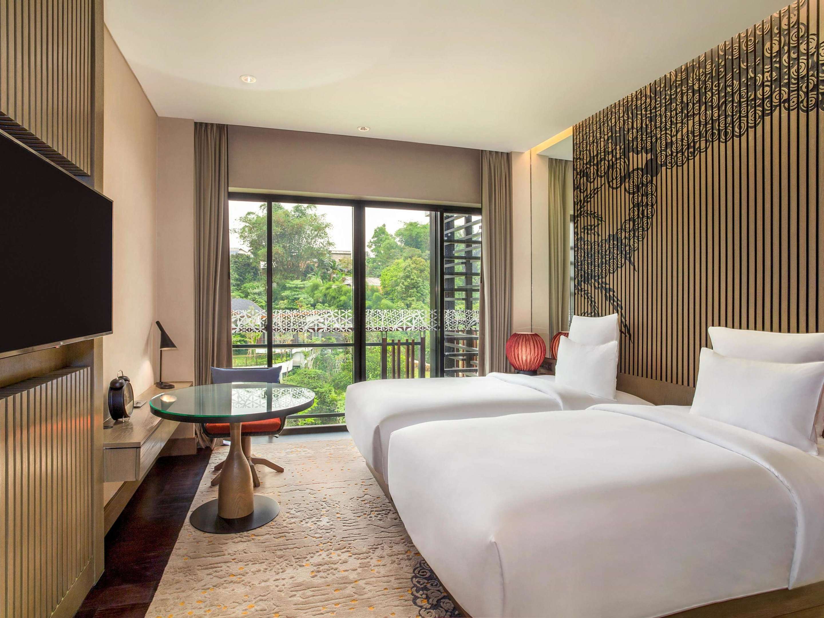 Pullman Ciawi Vimala Hills Resort Spa & Convention, Bogor Hotel Price ...