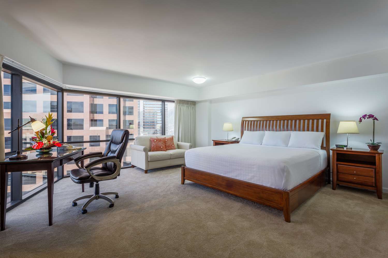 Aston at the Executive Centre Hotel Honolulu, HI - See Discounts