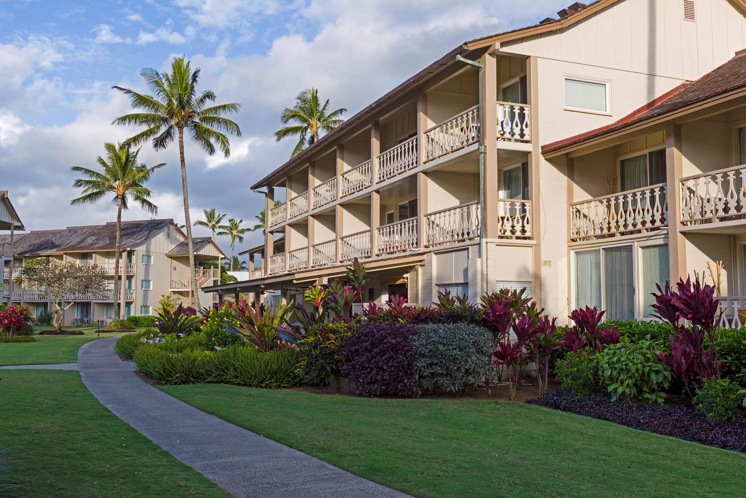 Aston Islander on the Beach Hotel Kapaa, HI - See Discounts