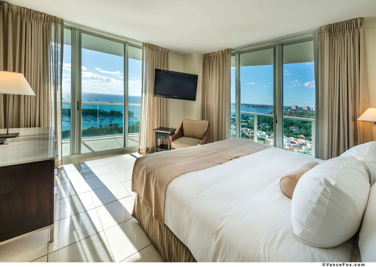 Hotel Arya Coconut Grove, FL - See Discounts