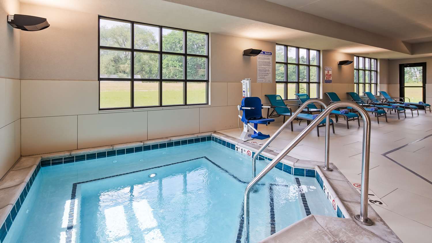 Best Western Plus St Peter Hotel, MN - See Discounts