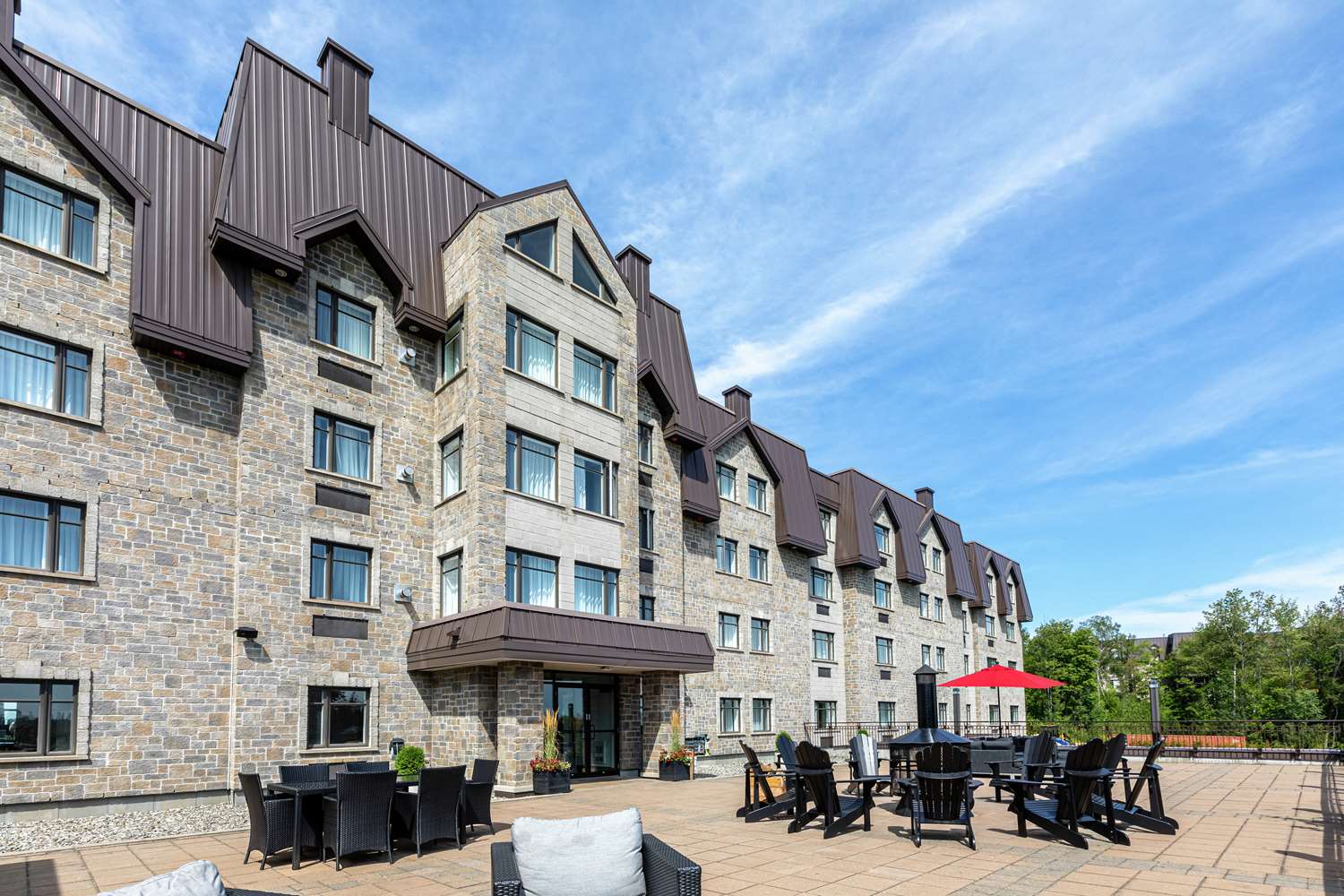 DoubleTree Resort by Hilton Hotel Quebec City, QC - See Discounts