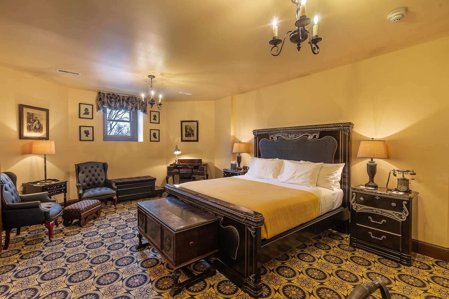 Steele Mansion Inn Painesville, OH - See Discounts