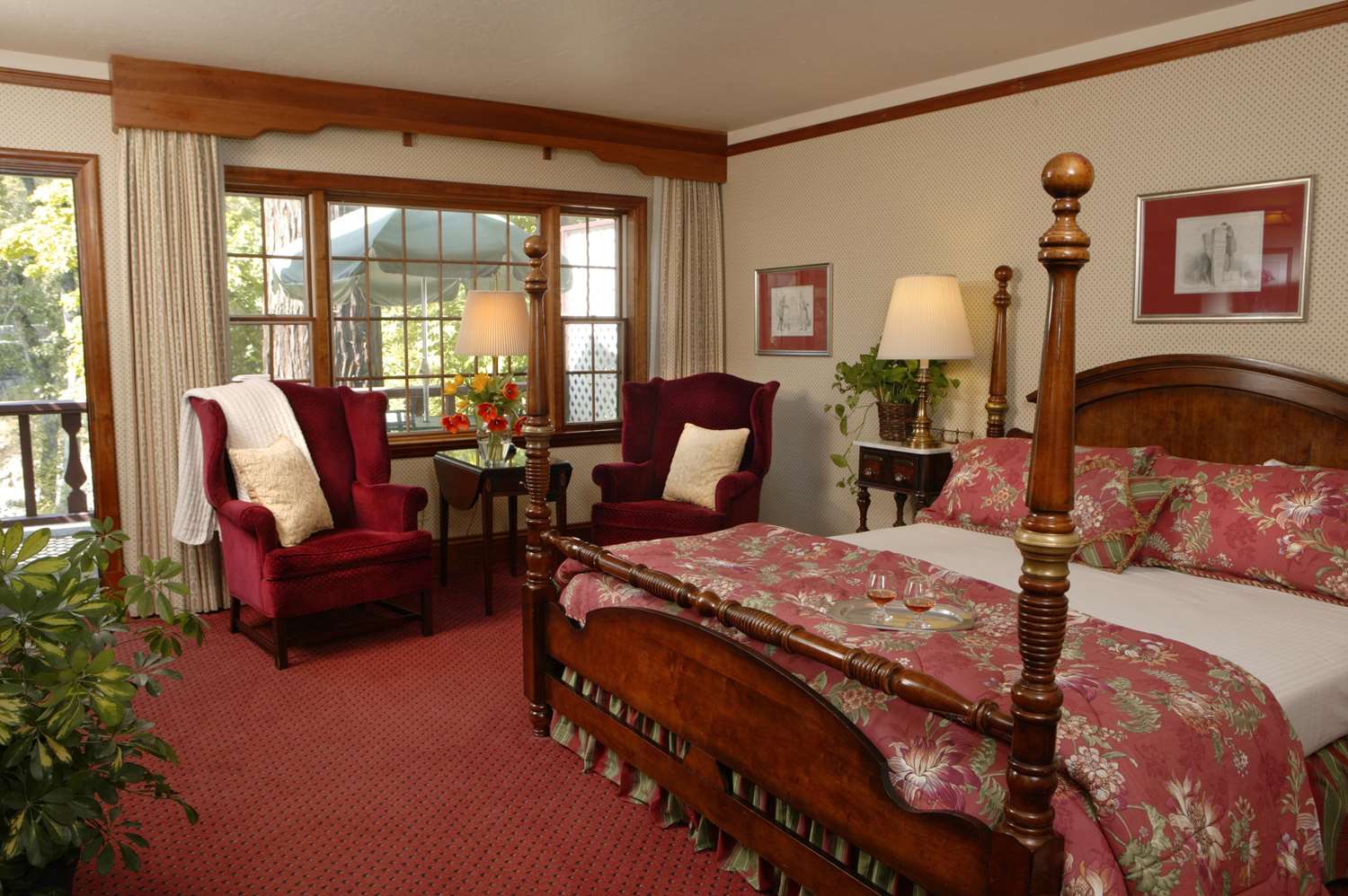 Benbow Inn Garberville, CA - See Discounts