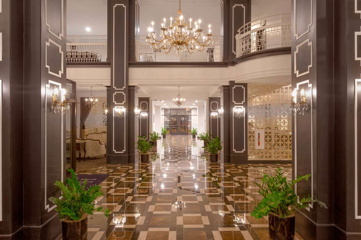 Hotel Retlaw Fond du Lac, WI - See Discounts