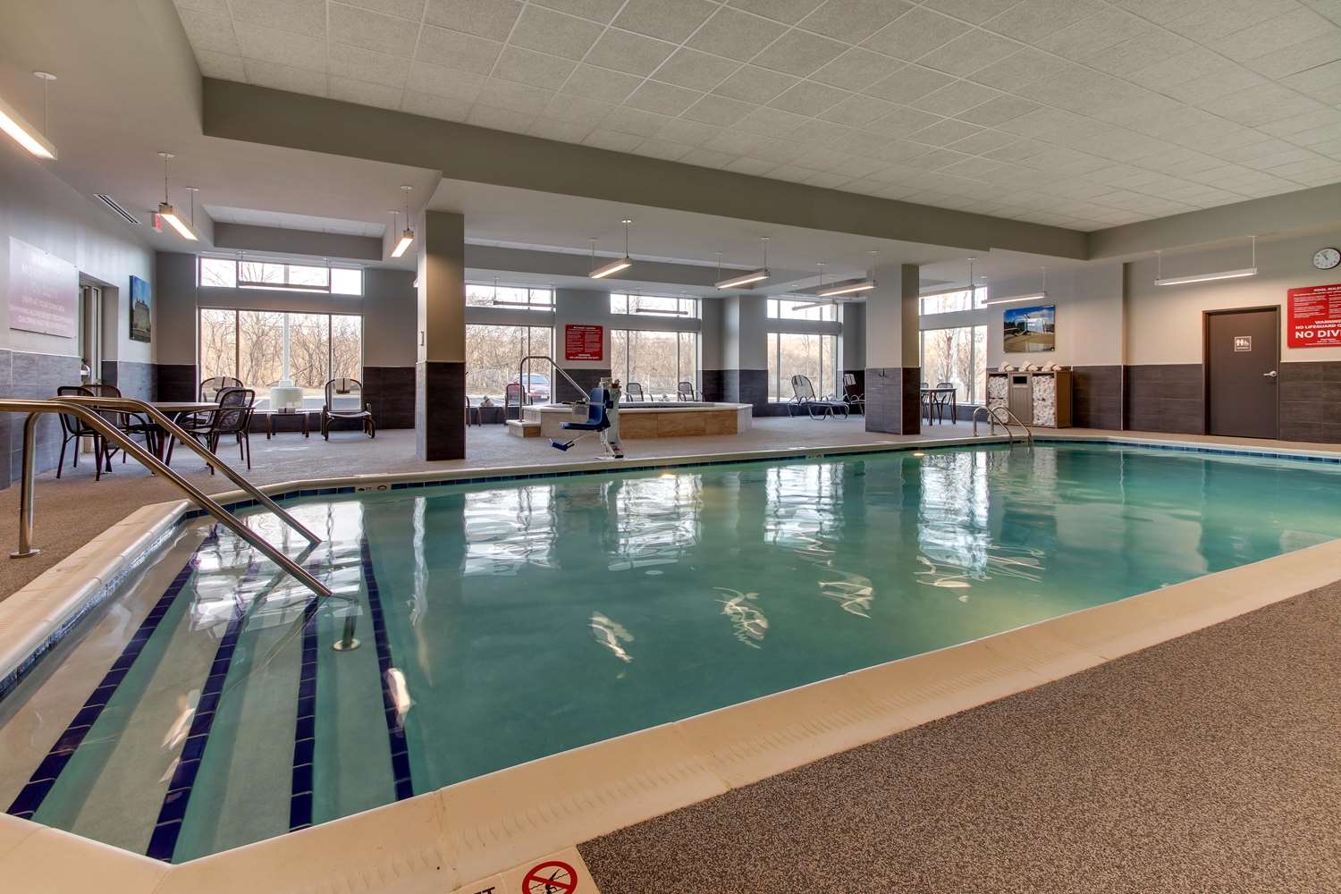 Drury Inn & Suites Orange Village Beachwood, OH - See Discounts