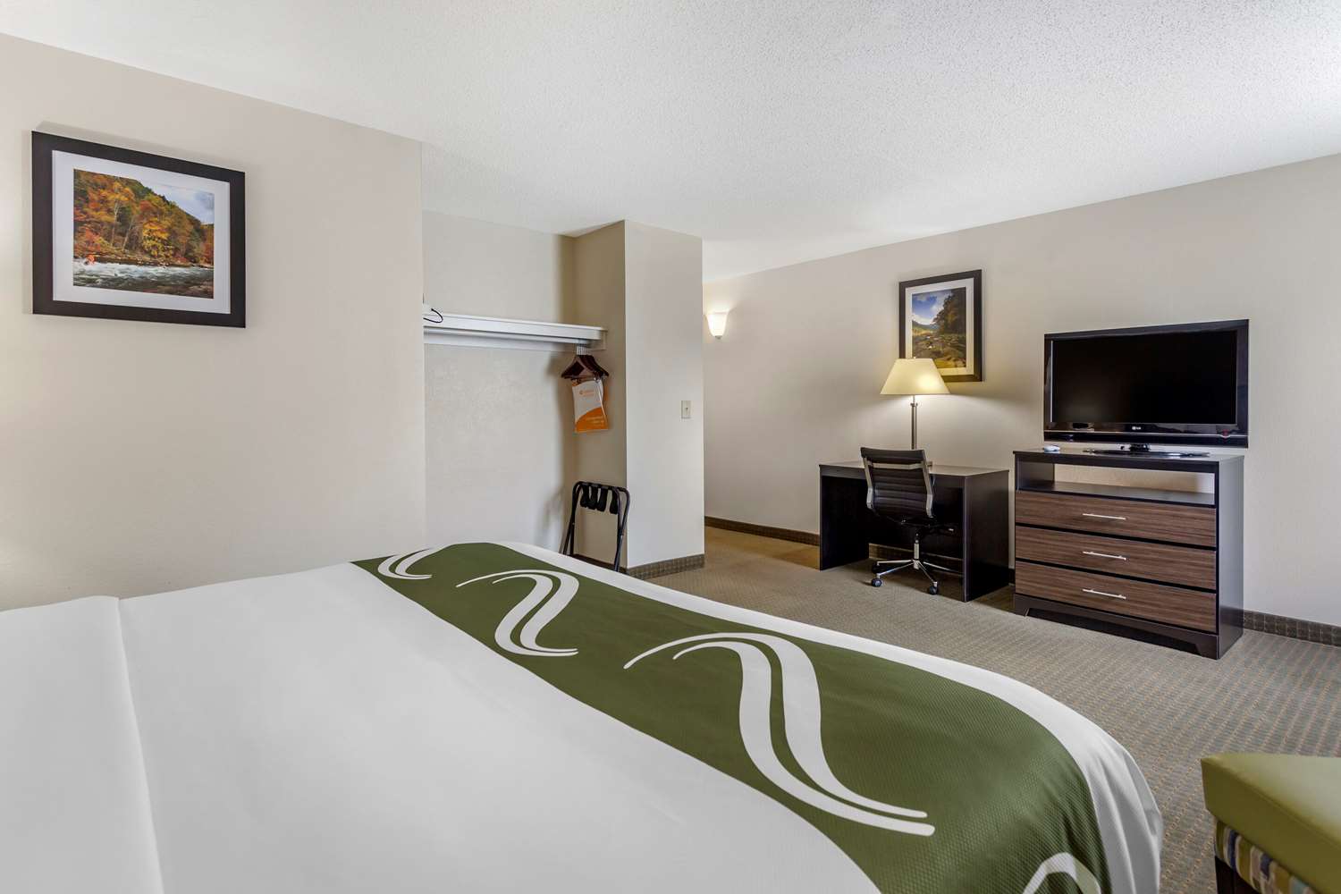 Quality Inn Ocoee, TN - See Discounts