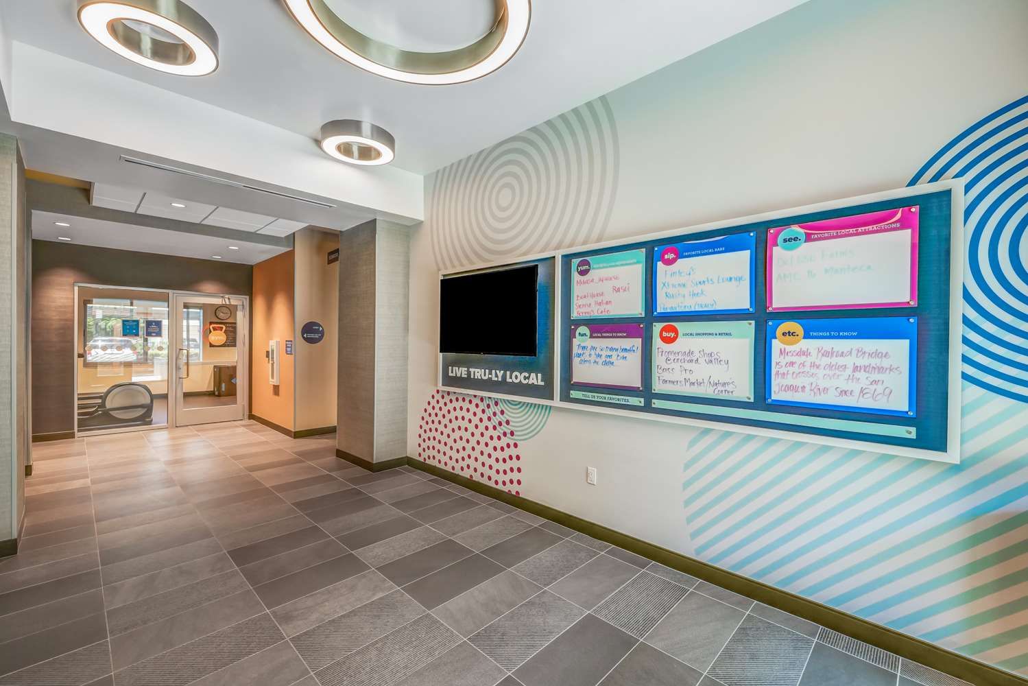 Tru by Hilton Lathrop - I-5, Exit 462, CA - See Discounts