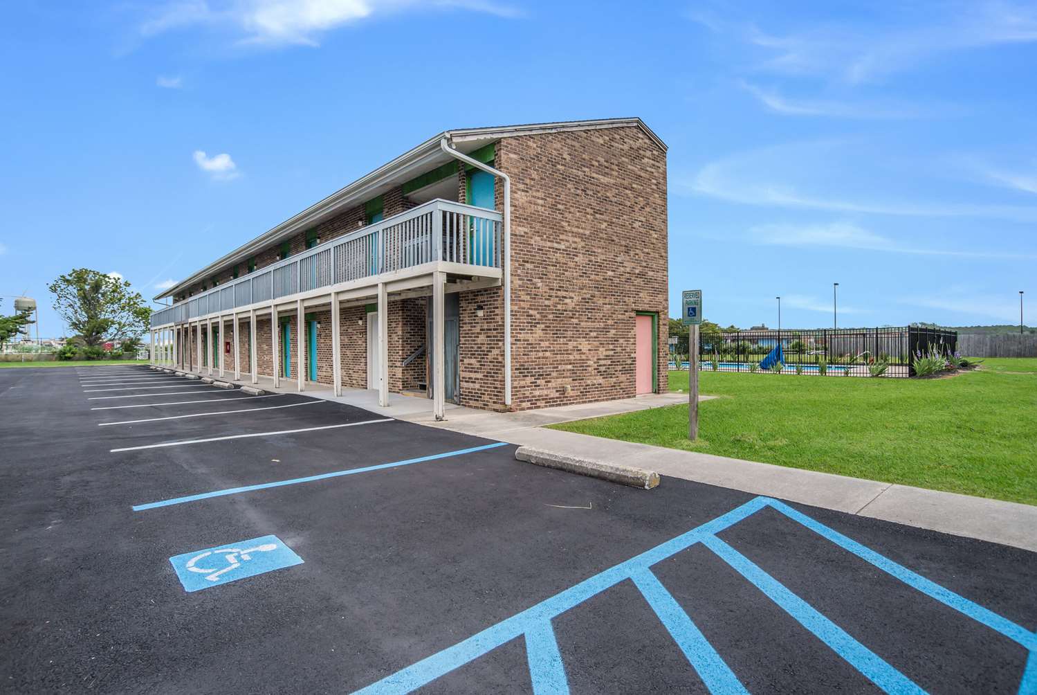 Rodeway Inn Crisfield, MD - See Discounts