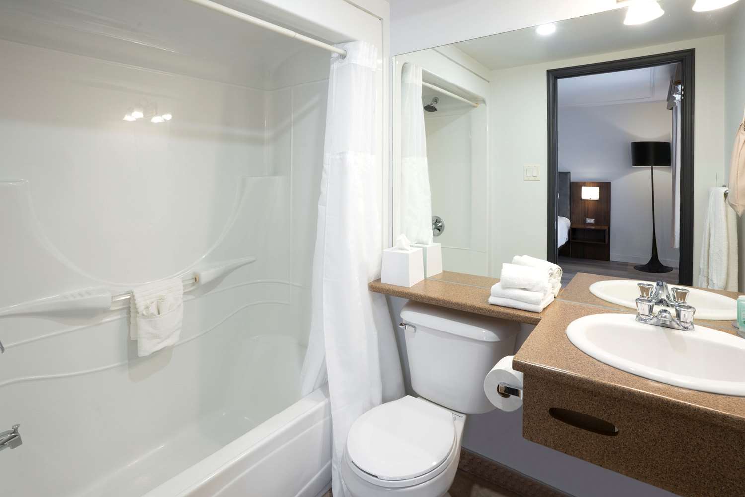 Quality Inn Wilfrid Hamel Blvd Quebec City, QC - See Discounts