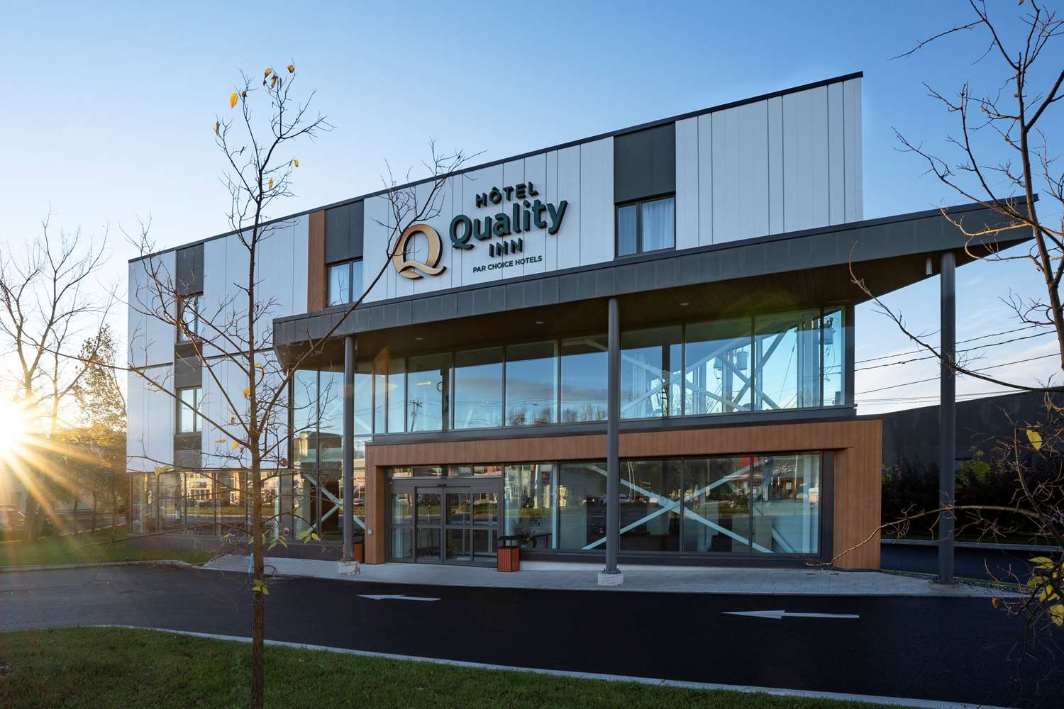 Quality Inn Wilfrid Hamel Blvd Quebec City, QC - See Discounts