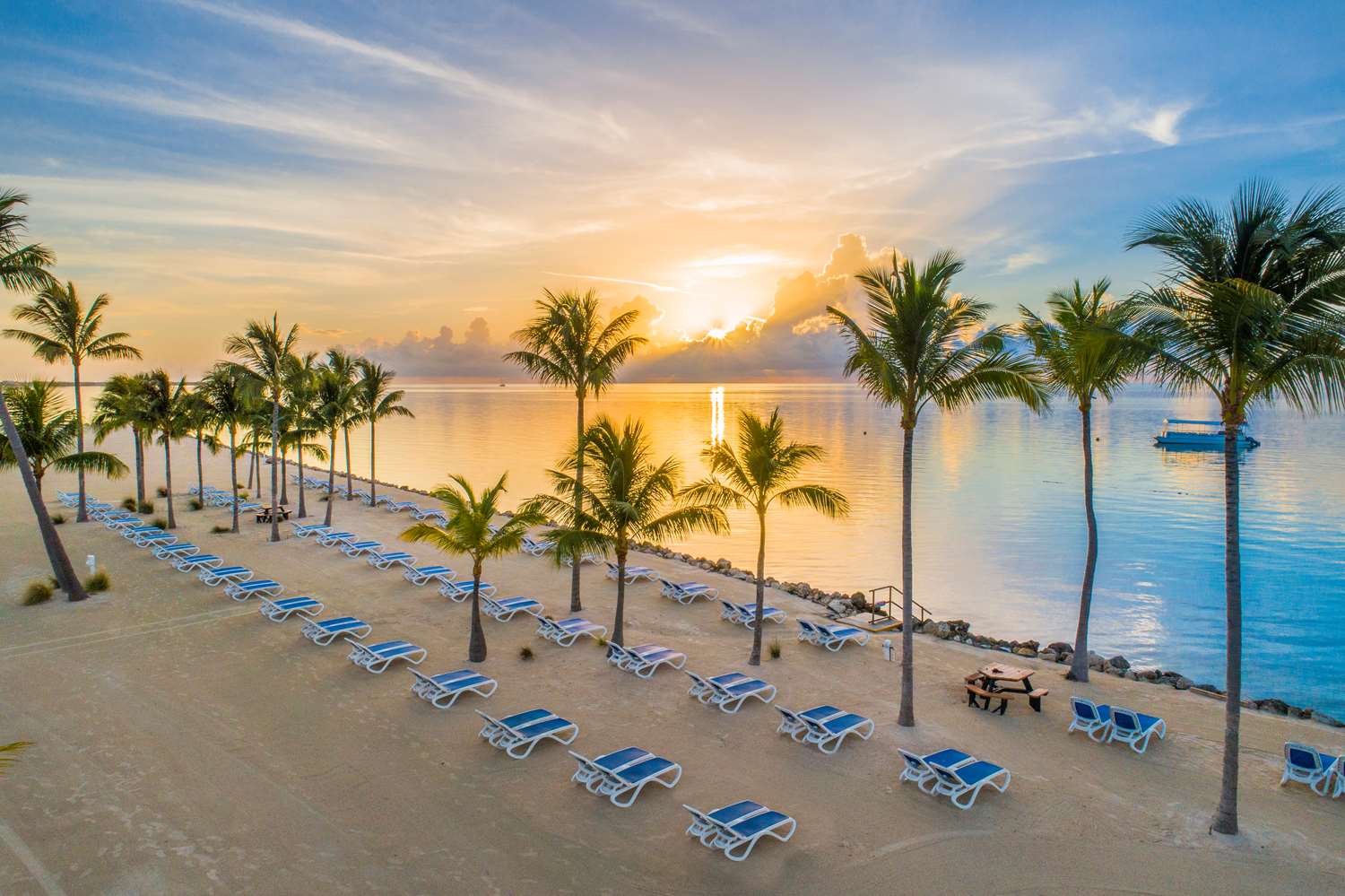 Islander Resort Oceanside Islamorada, FL - See Discounts