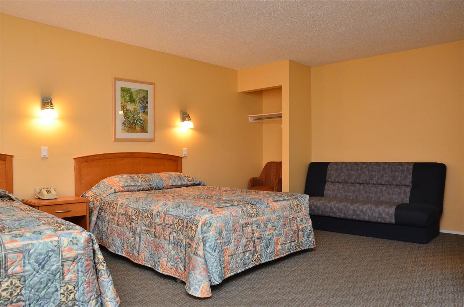Canadas Best Value Inn Kelowna, BC - See Discounts