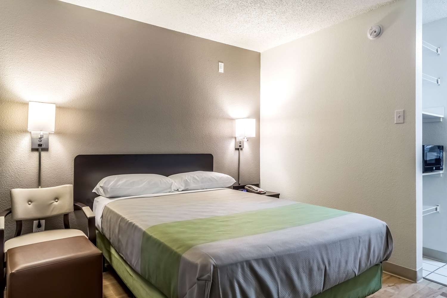 Studio 6 Extended Stay Hotel Northwest Dallas, TX - See Discounts