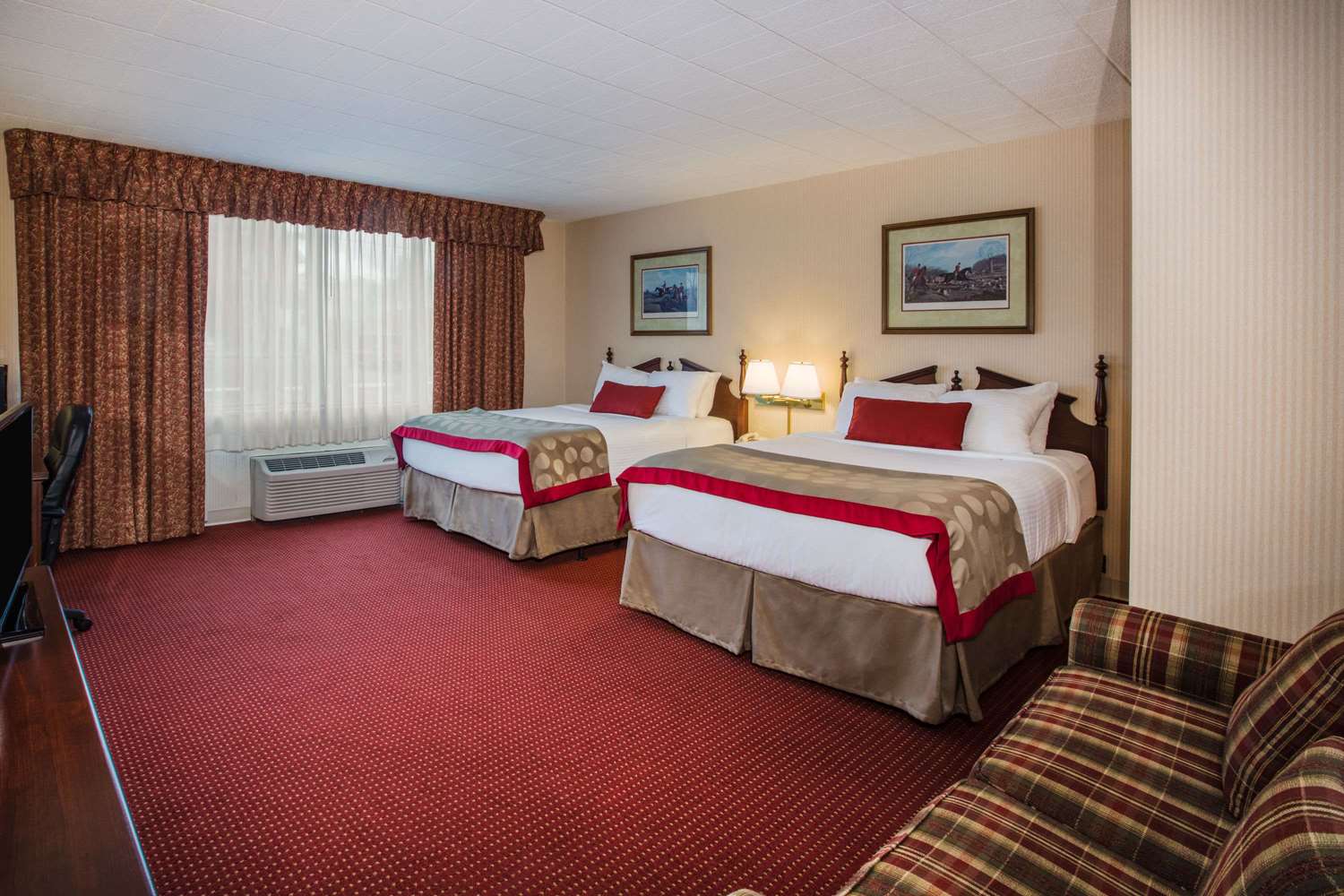 Ramada Inn at Historic Ligonier, PA - See Discounts