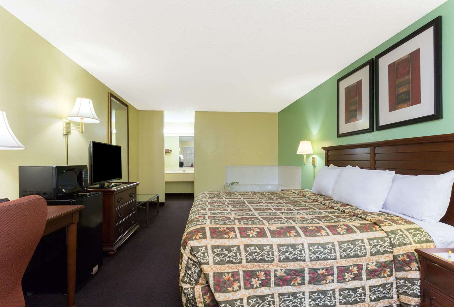 Days Inn Lamont, FL - See Discounts