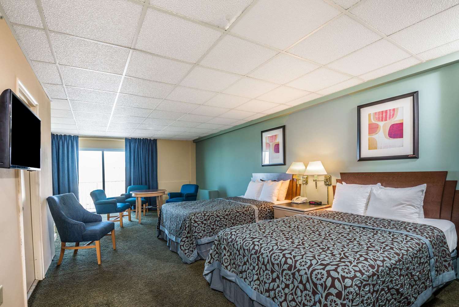 Days Inn Oceanfront Atlantic City, NJ - See Discounts