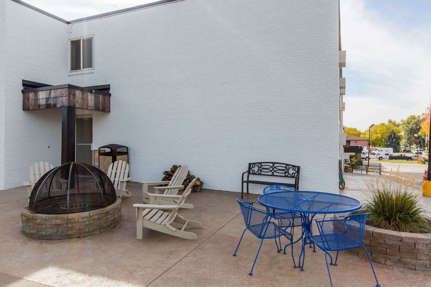 Days Inn Pierre, SD - See Discounts