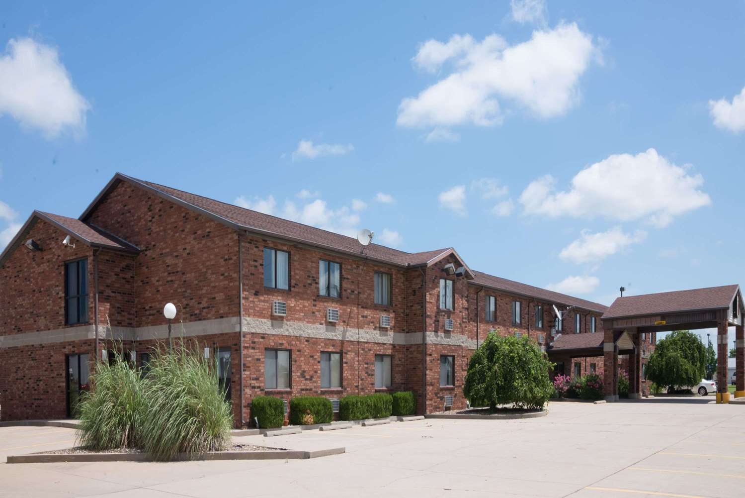 Super 8 Hotel Independence, KS - See Discounts