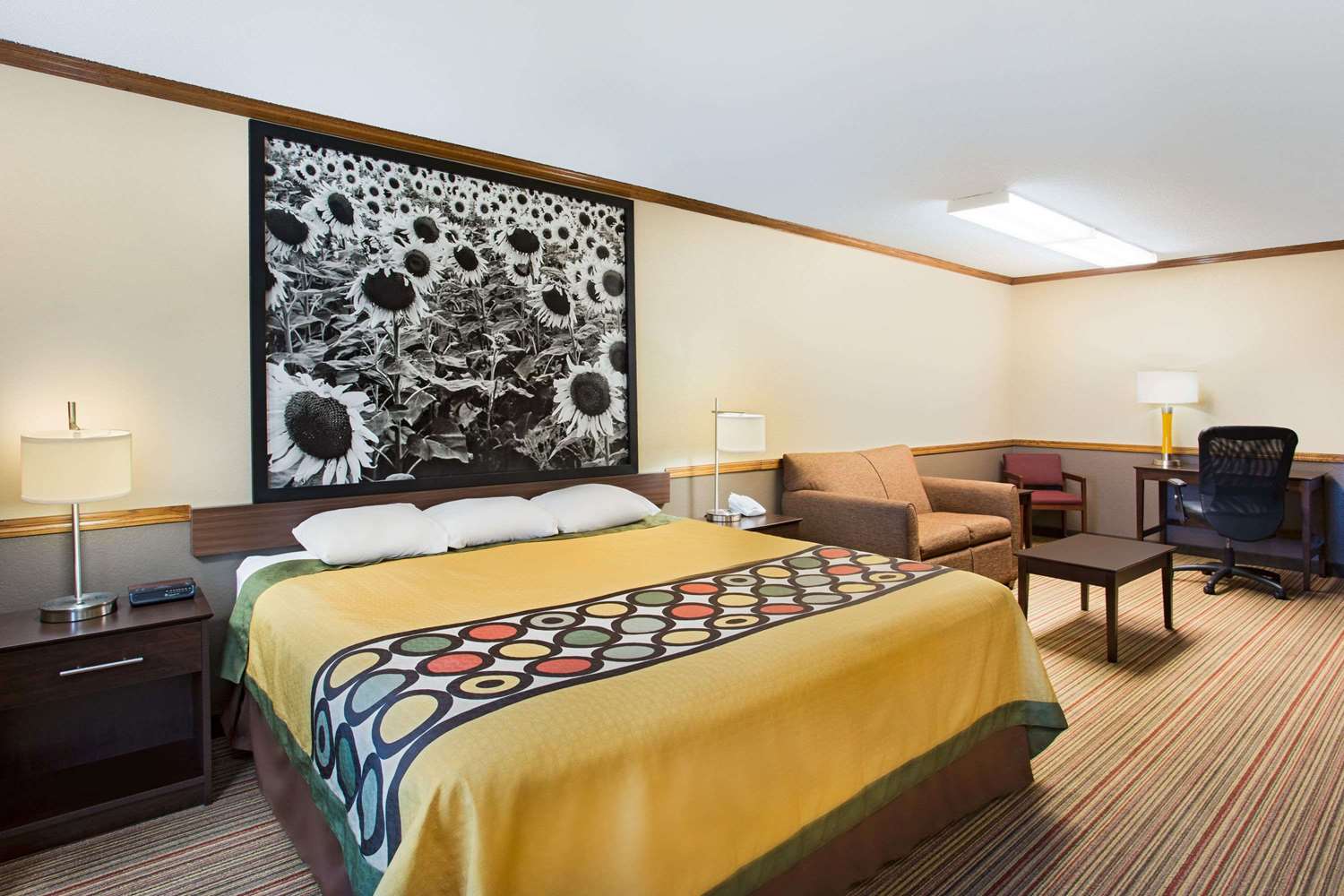 Super 8 Hotel New Hampton, IA - See Discounts
