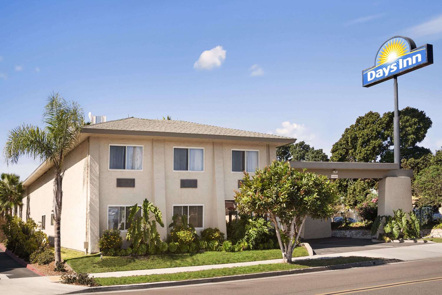 Days Inn at the Coast Oceanside - I-5, Exit 54C, CA - See Discounts