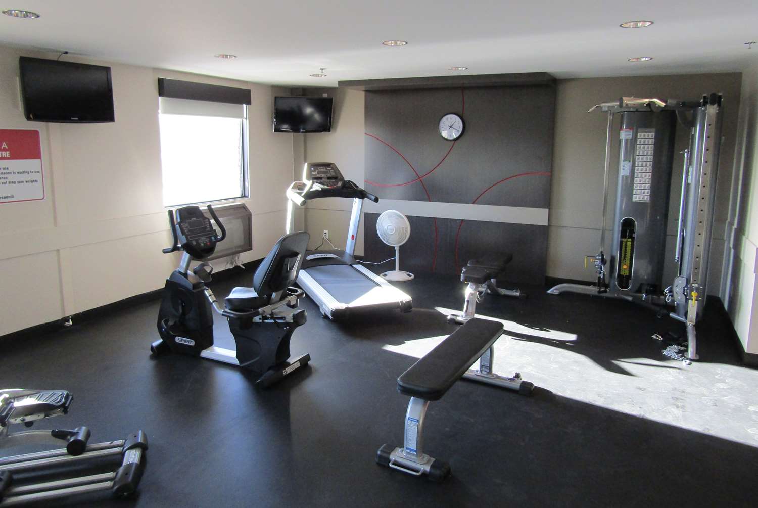 Ramada Hotel & Golf Dome Saskatoon, SK - See Discounts