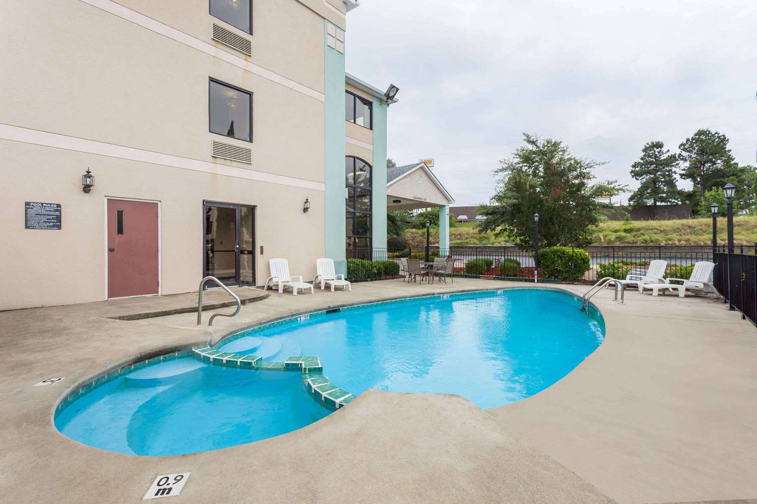 Super 8 Hotel Grovetown, GA - See Discounts