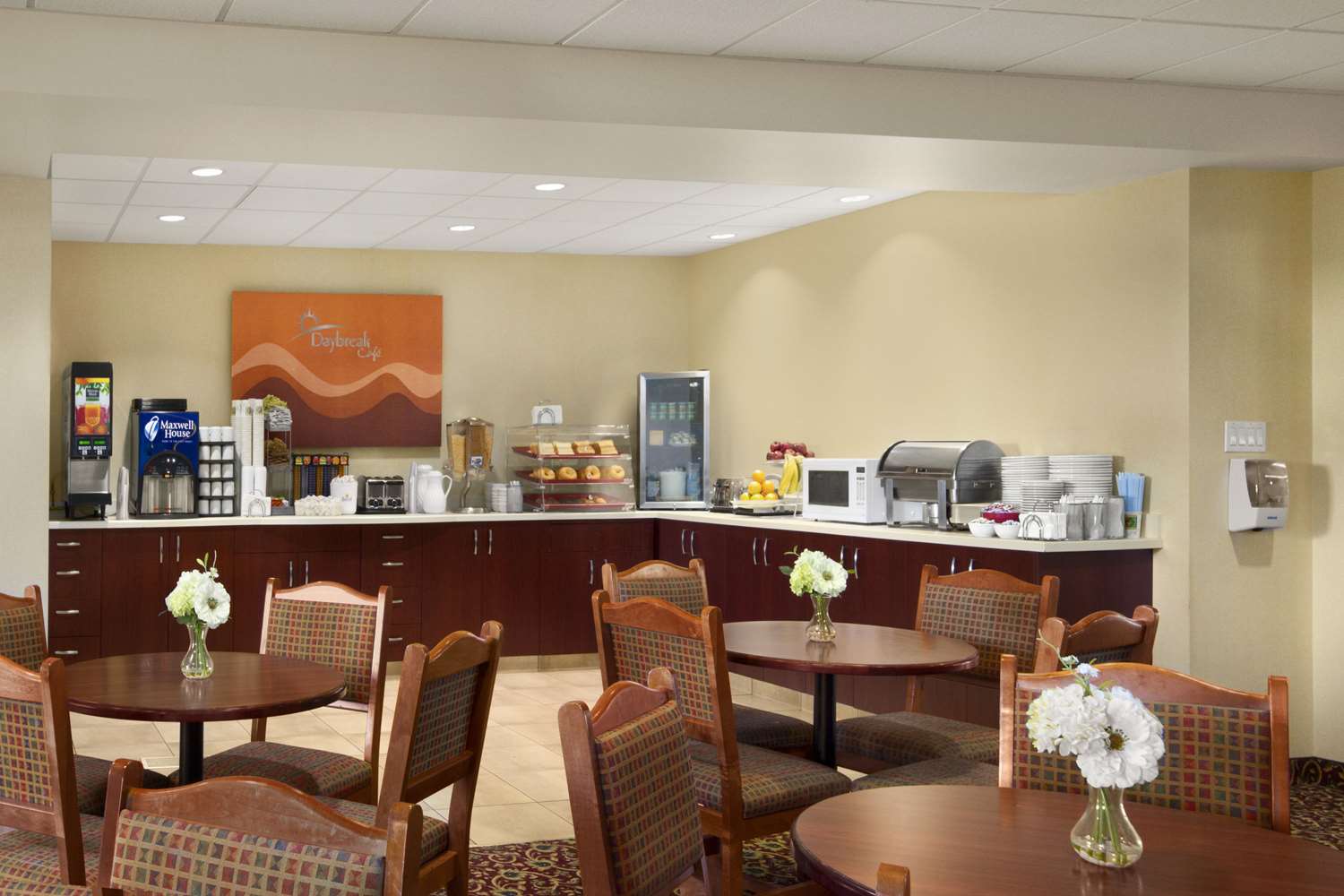 Days Inn University Edmonton, AB - See Discounts