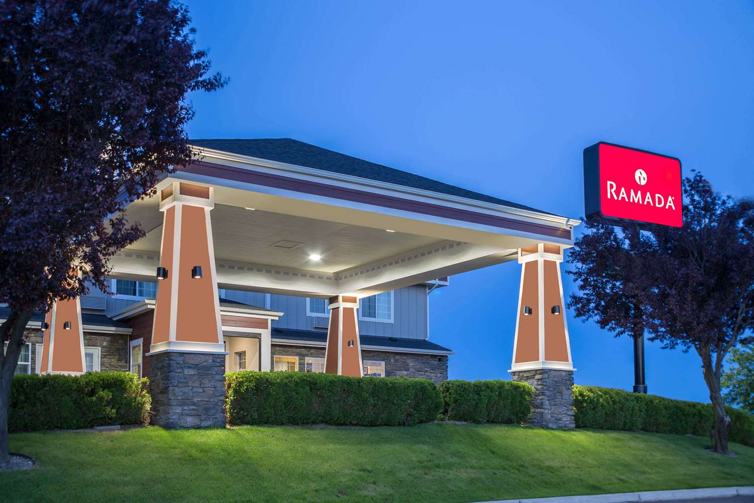 Ramada Inn Moses Lake, WA - See Discounts