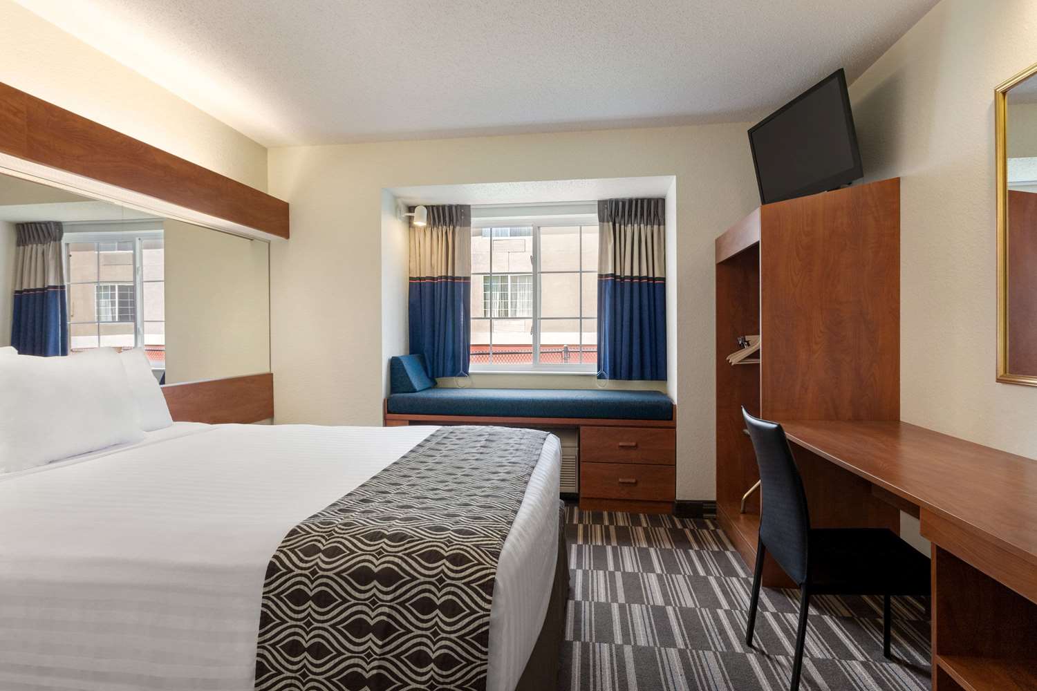 Microtel Inn & Suites by Wyndham Inver Grove Heights, MN - See Discounts