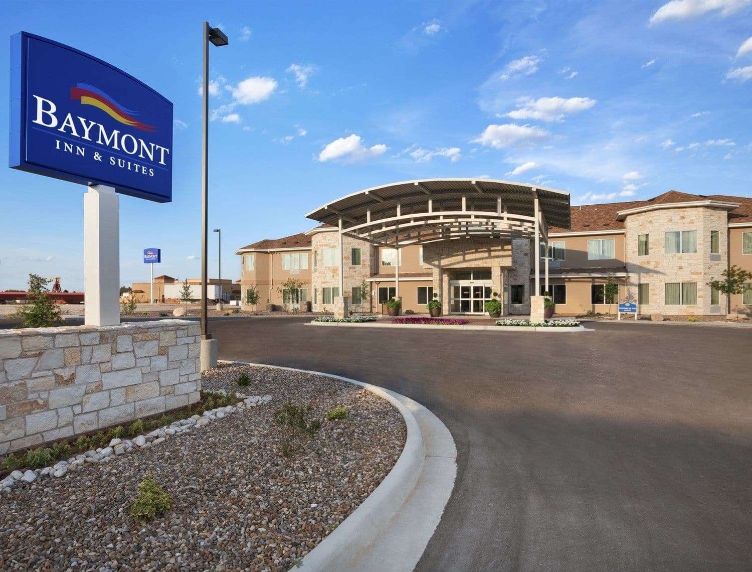 Baymont Inn & Suites Hobbs, NM - See Discounts