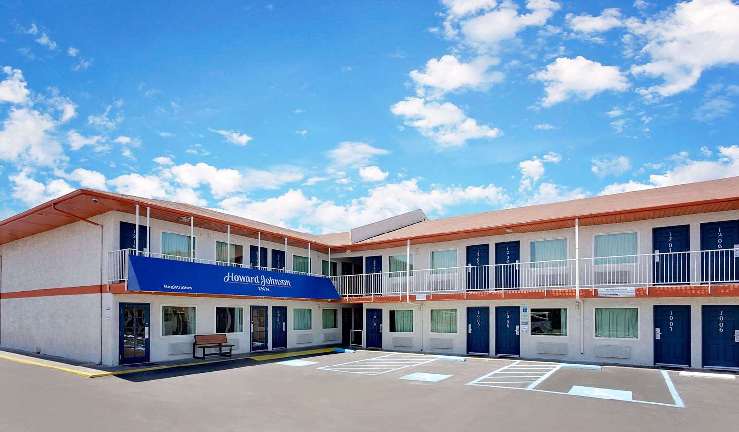 Howard Johnson Inn East Tropicana Las Vegas, NV - See Discounts