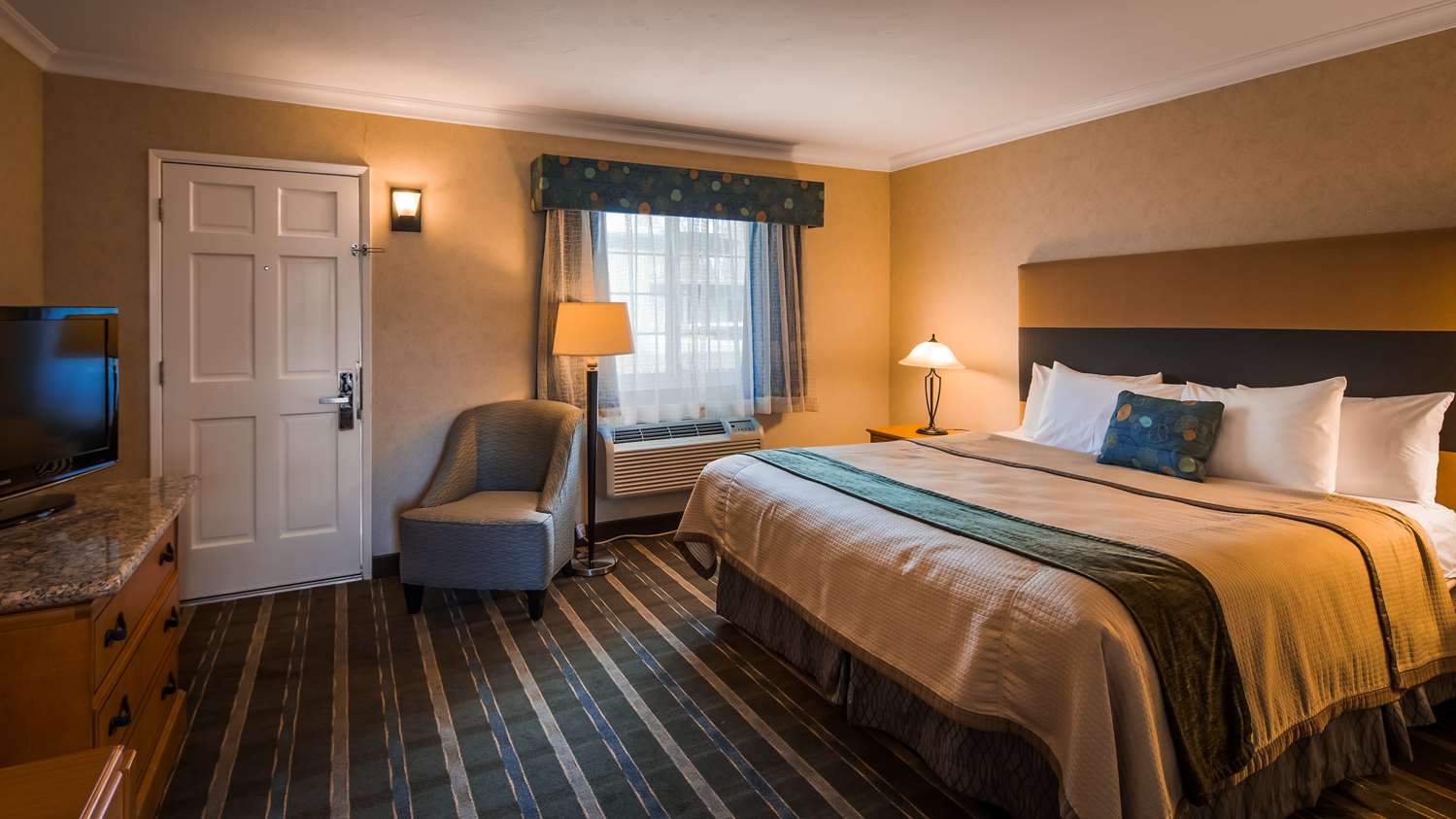 Best Western University Lodge Davis - I-80, Exit 72, CA - See Discounts